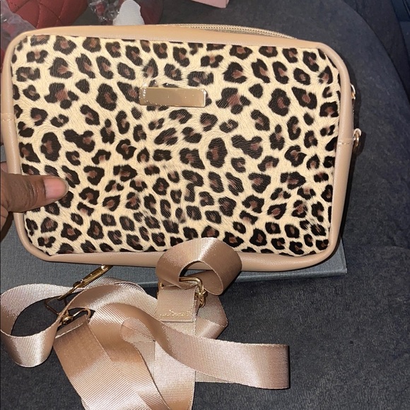 Bags | Final Markdown Leopard Print Crossbody Bag With Tan Accents ...